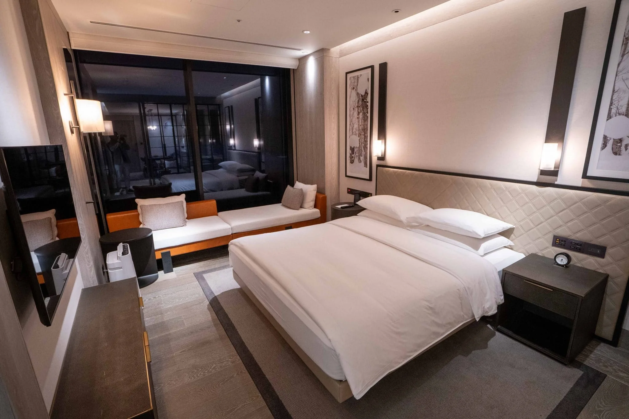 World of Hyatt and American Airlines AAdvantage Launch Fast Track ...